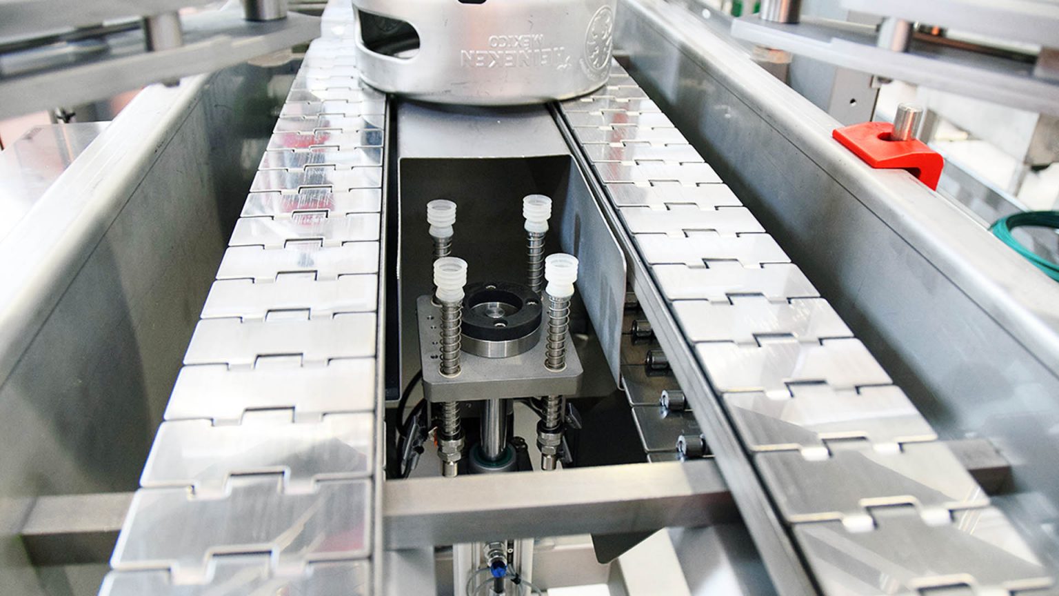 Collar application and extraction system - Co.Mac.