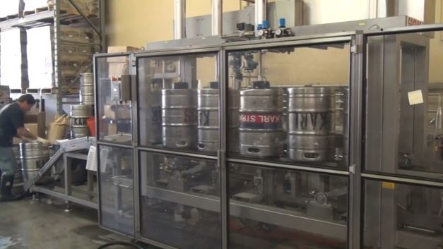 Keg line (California, USA) - 60 kegs per hour - Co.Mac.