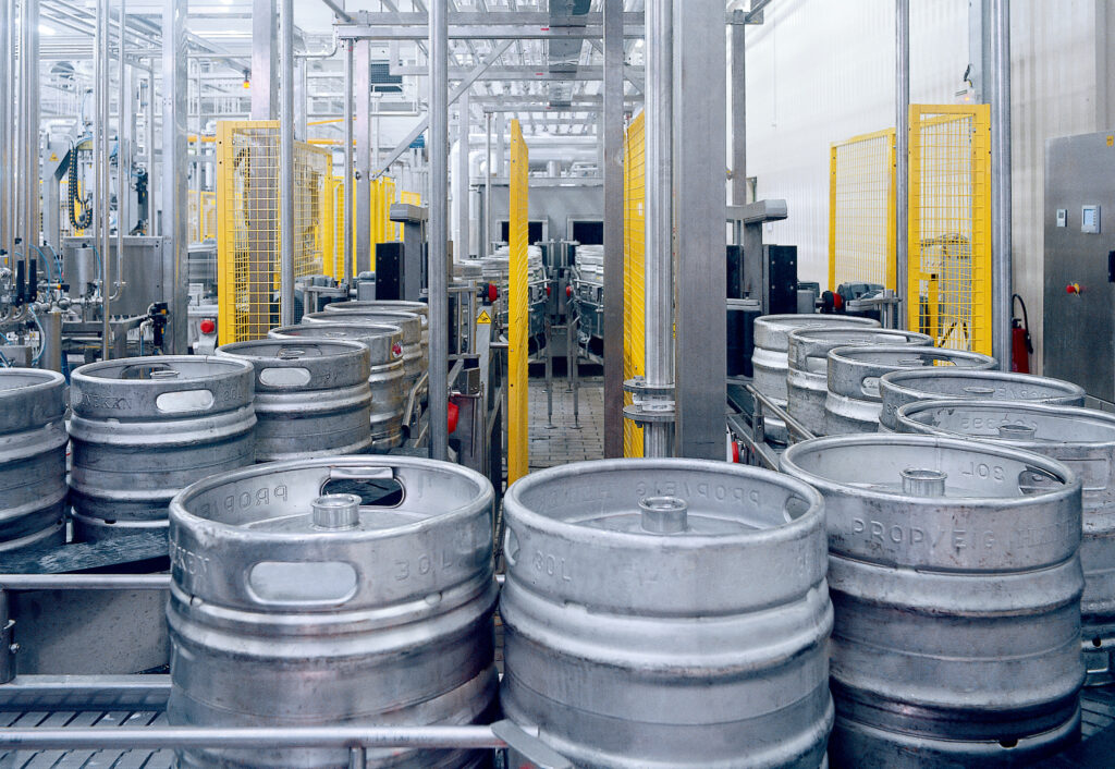 Why Choosing a Beer Keg Filling System? - Comac